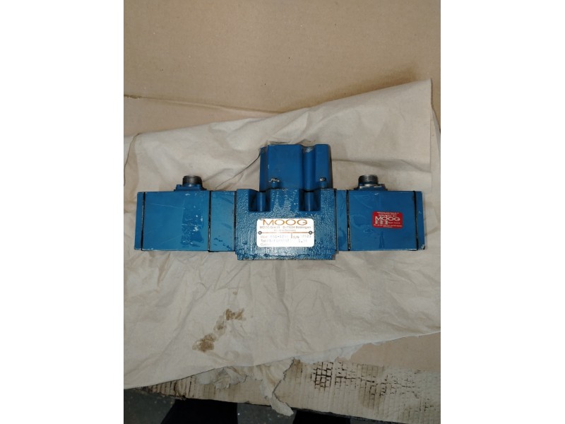 MOOG D651-129B Servo Ventil