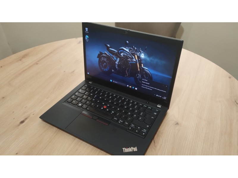 Lenovo ThinkPad T490 14''.i7-8gen.32GB DDR4 .SSD 1TB