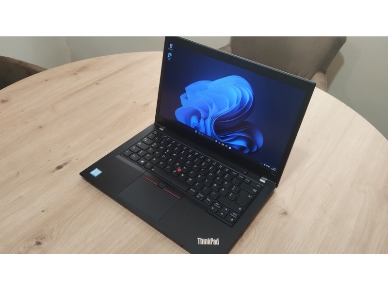 Lenovo ThinkPad T480s 14'' i5-8gen.8GB ddr4 .SSD 256GB