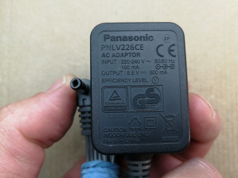 Panasonic PNLV226CE 5,5V --- 500mA