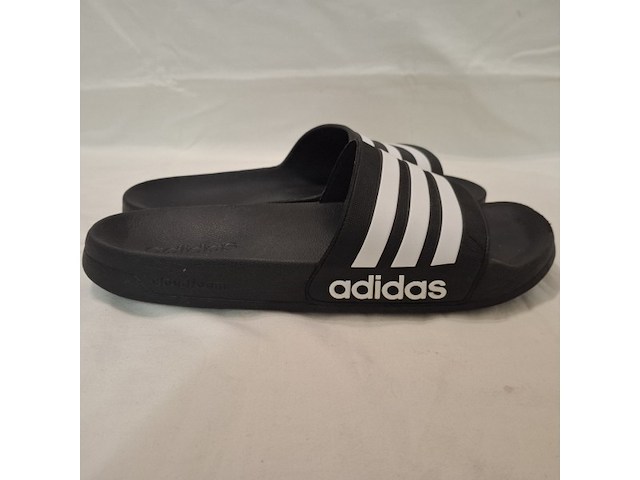 Adidas papuče broj 48,5