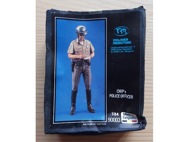 1/24 resin figura policajca Verlinden