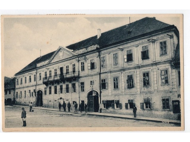 Sremski Karlovci - Poglavarstvo. Ikserica 1d pozadi.