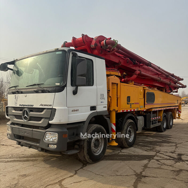 Putzmeister 56M,38M,42M,46M,49M,56M na šasiji Mercedes-Benz Actros pumpa za beton
