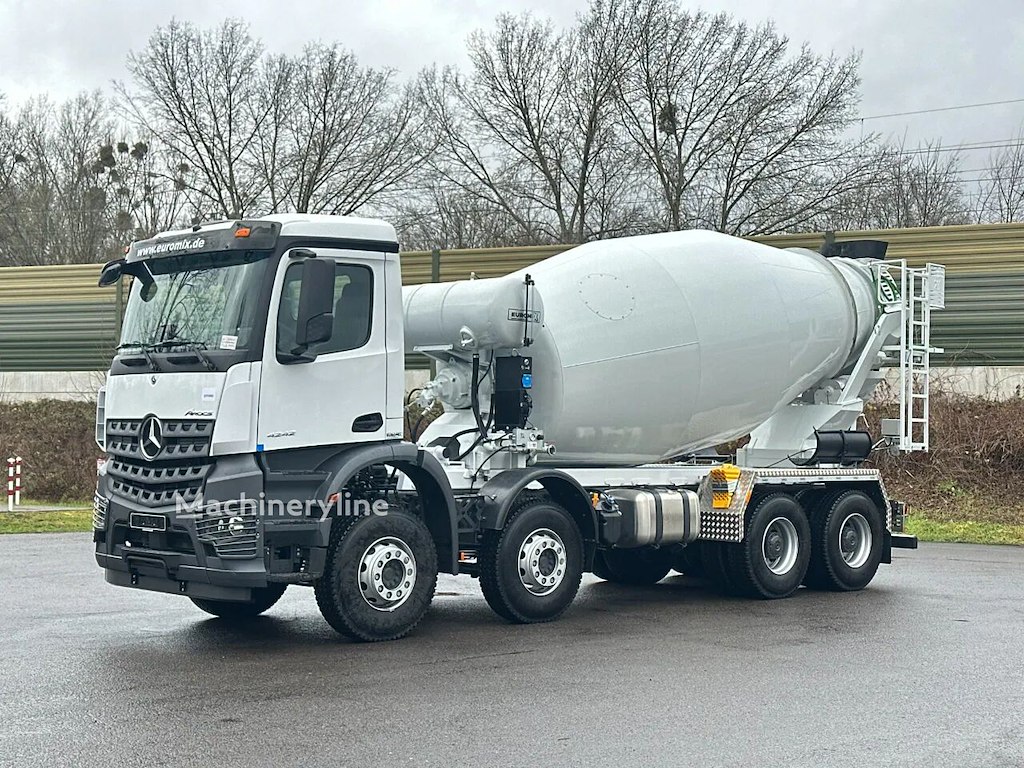Mercedes-Benz Arocs 4242 Mercedes-Benz AROCS 5 4242 8x4 Euro5 EuromixMTP EM 12 kamion s mešalicom za beton