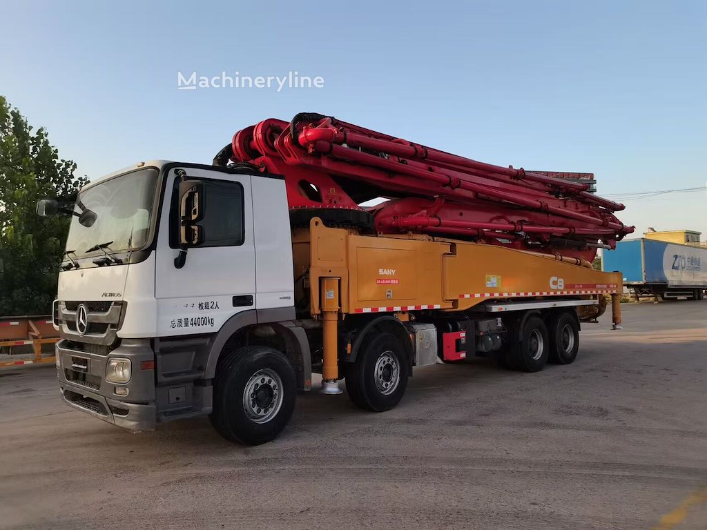 Sany SYM5440THB na šasiji Mercedes-Benz pumpa za beton