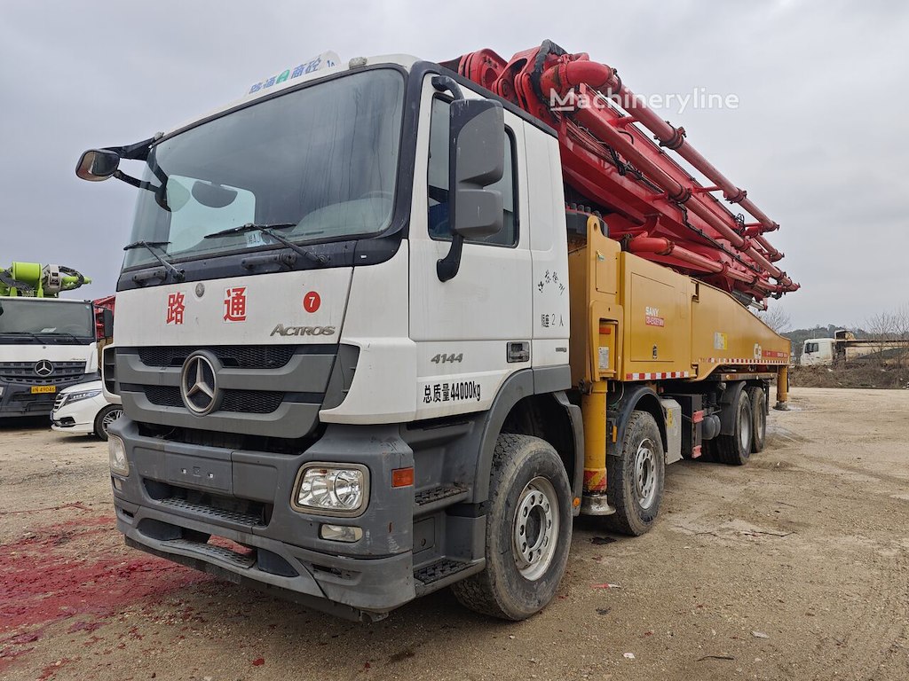 Sany na šasiji Mercedes-Benz Actros 4144 pumpa za beton