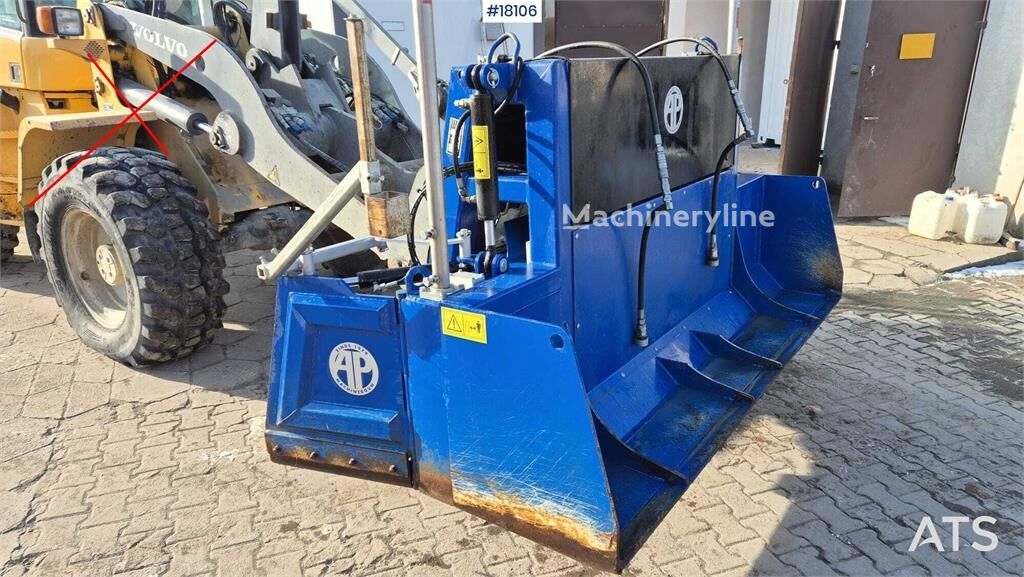 Machine Construction LEV 2450 V kašika za gradiranje