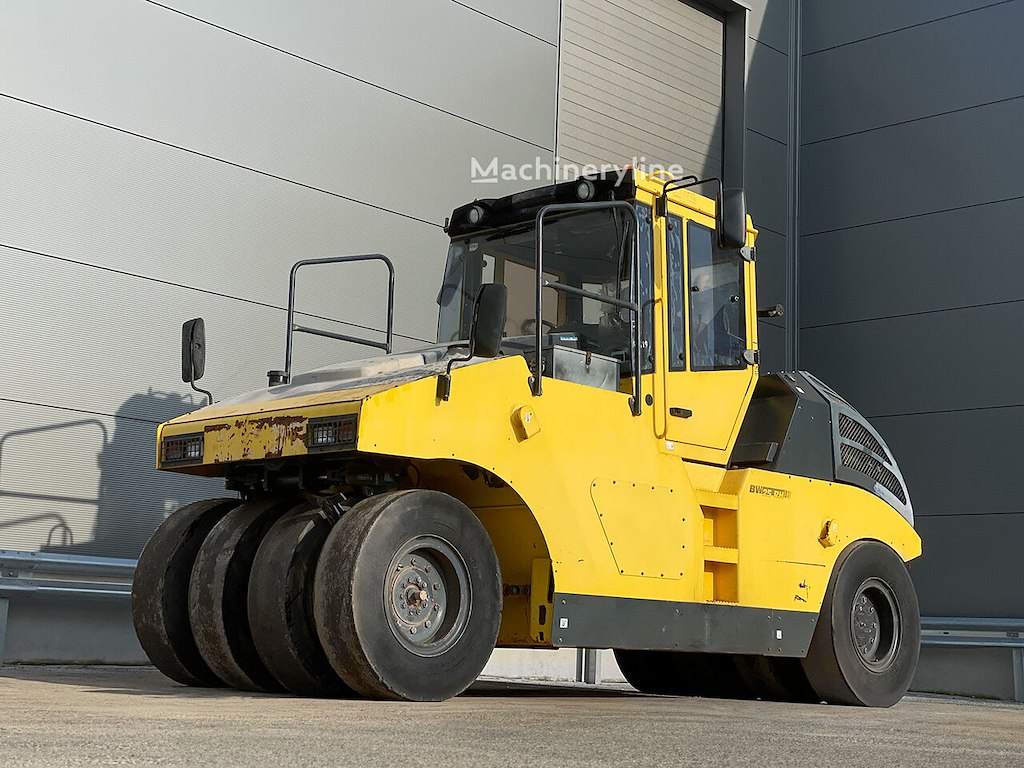 BOMAG BW 25 RH pneumatski valjak