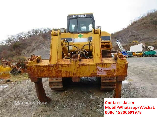Caterpillar D8R buldožer