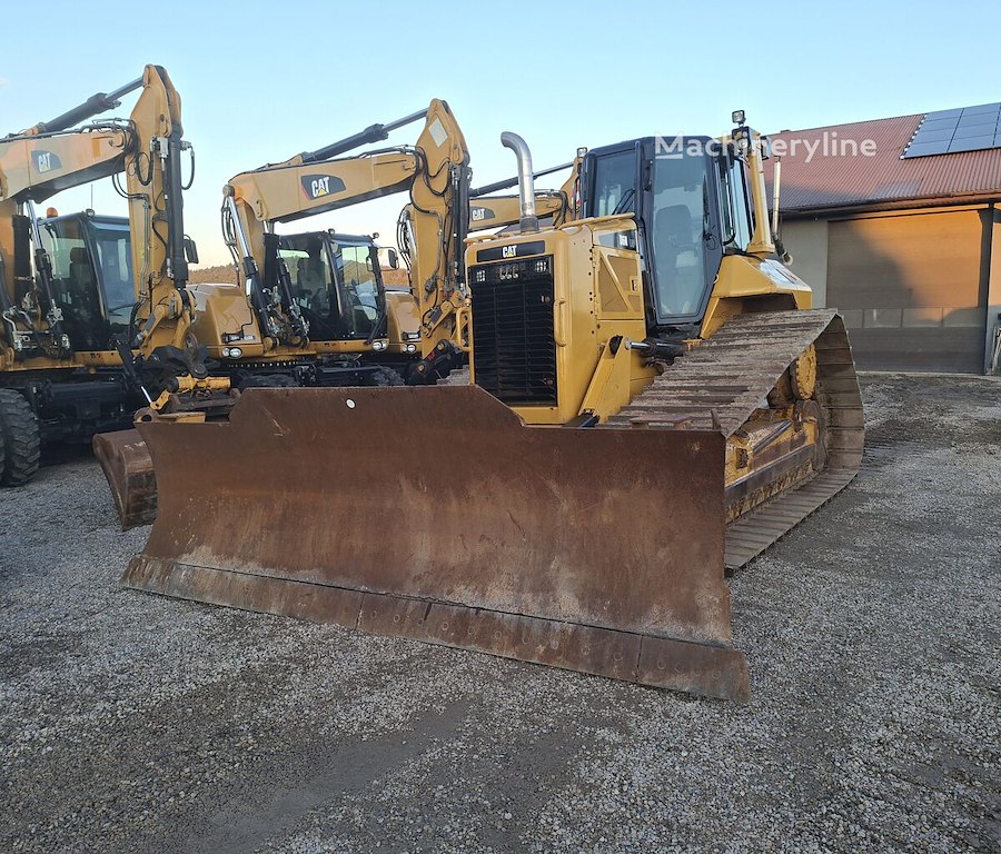 Caterpillar D6N LGP buldožer