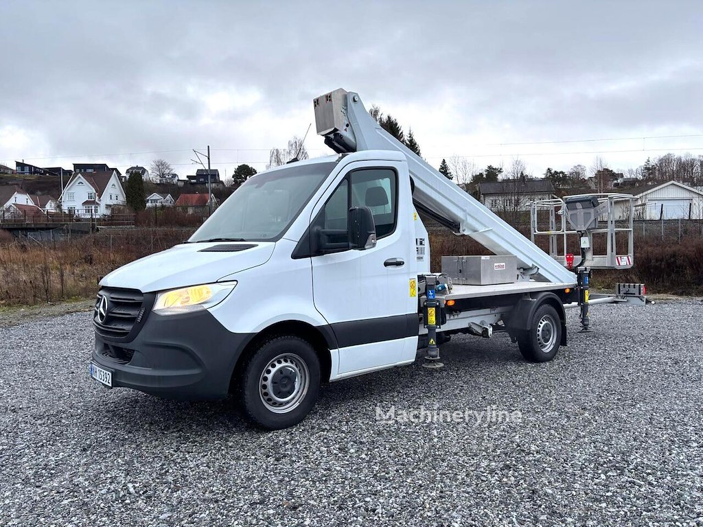 Mercedes-Benz Dino 230 VTH auto dizalica s korpom
