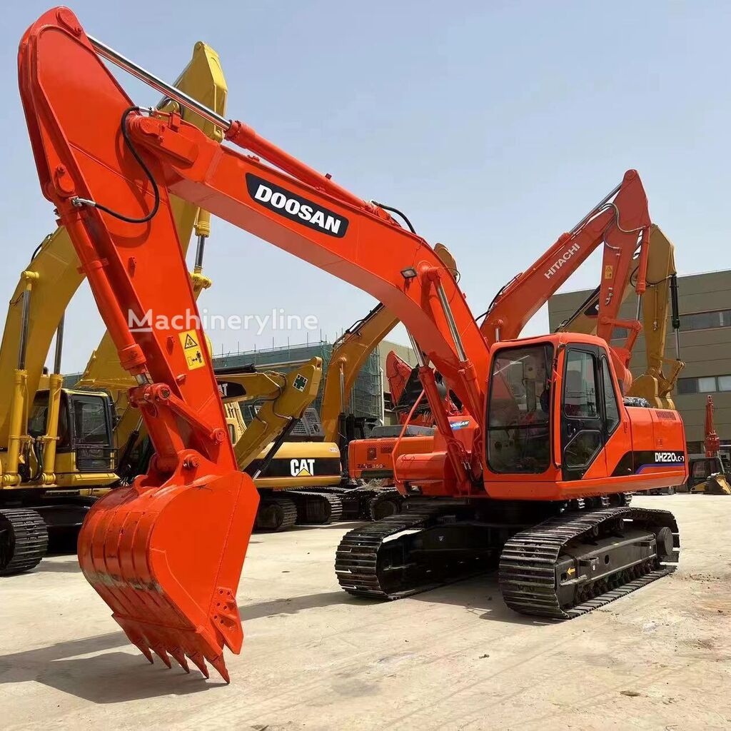 Doosan DH220LC-7 bager guseničar