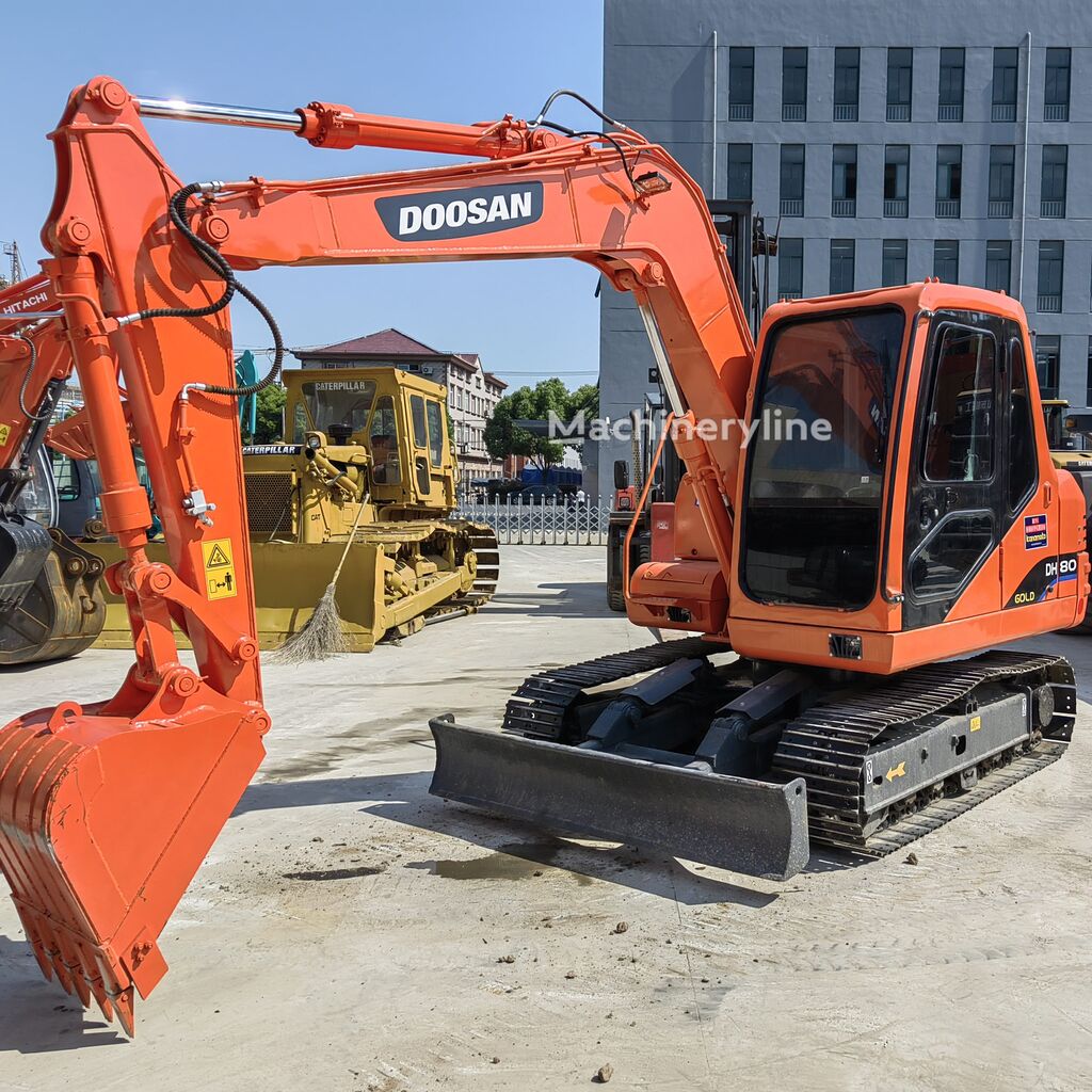 Doosan DH80 midi bager
