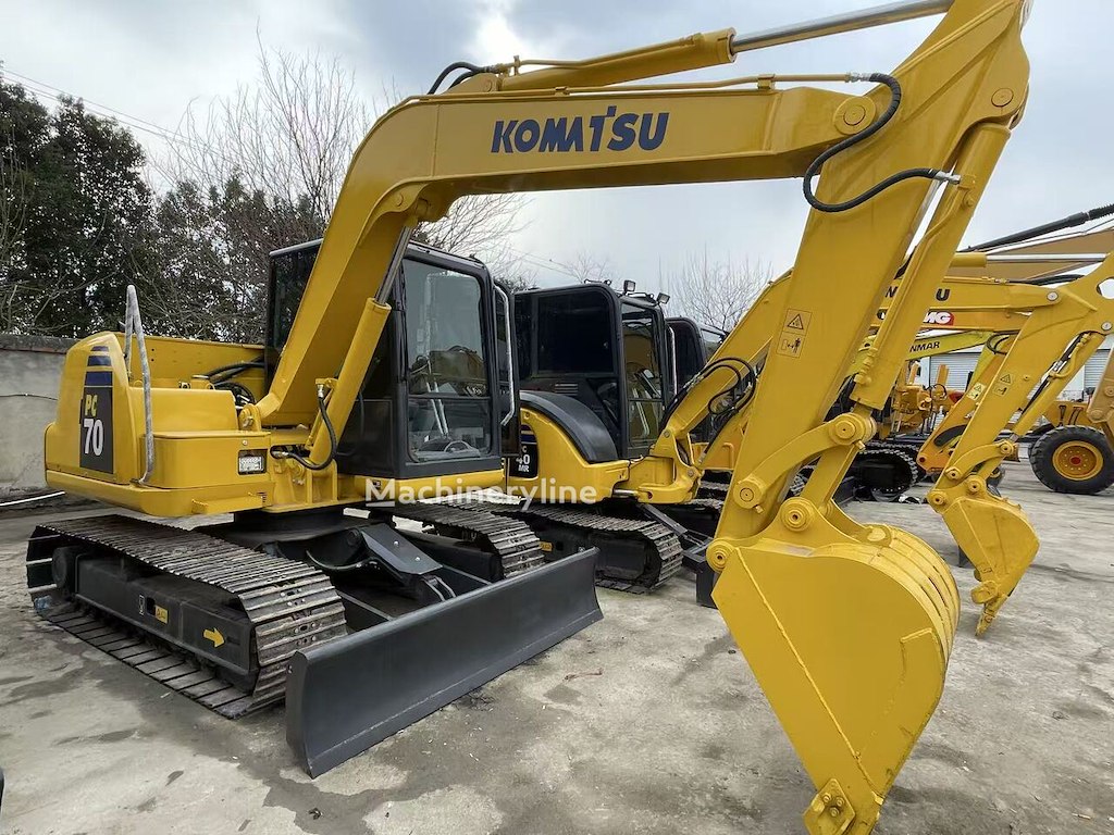 Komatsu PC70 midi bager