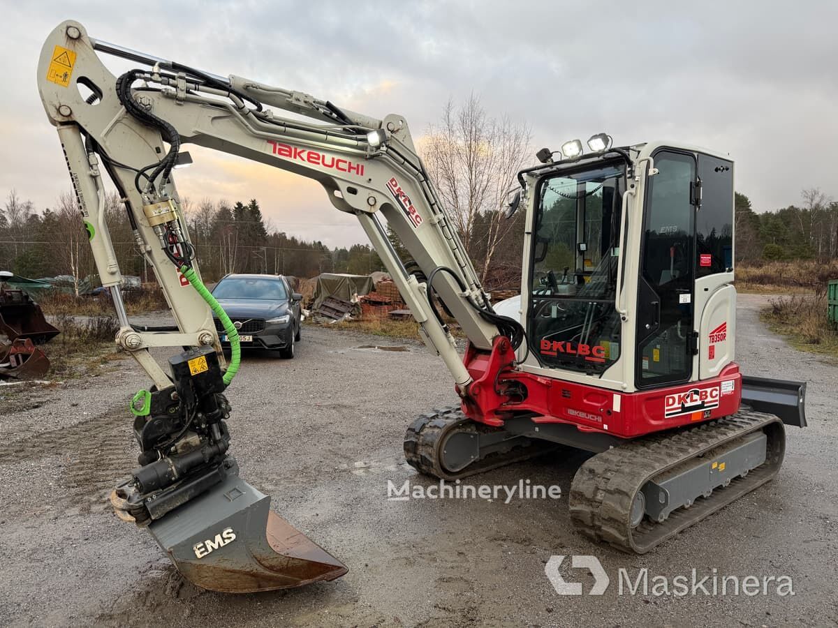 Prodaje se Takeuchi TB350R mini bager na aukciji