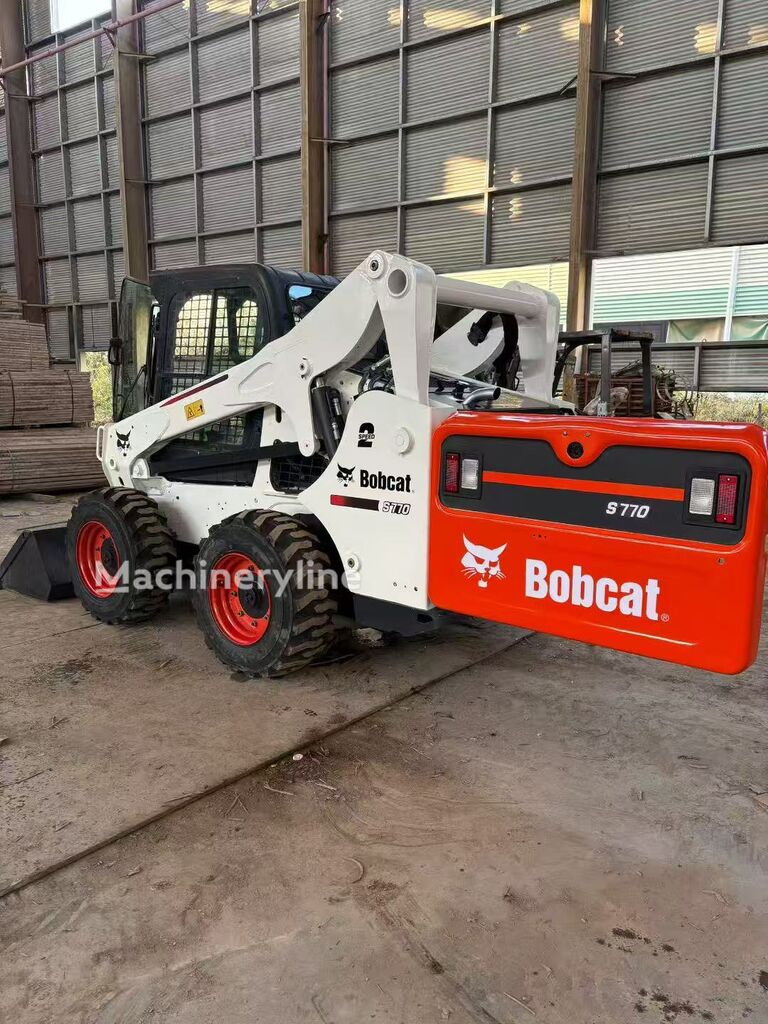 Bobcat S 770 mini utovarivač