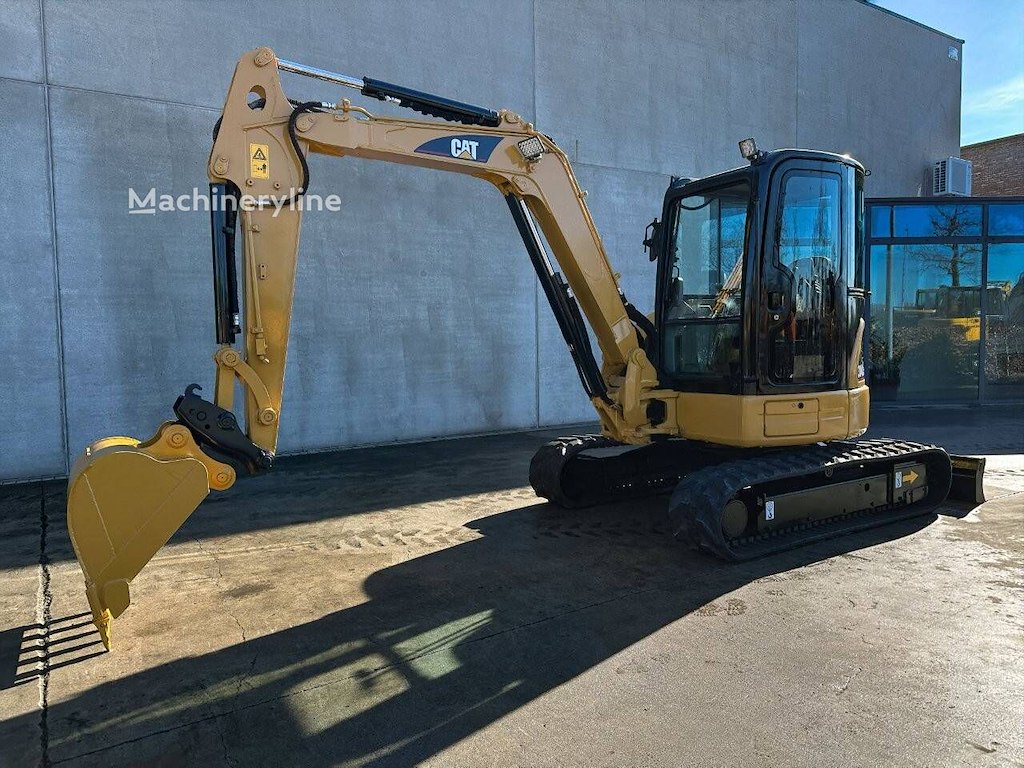 Prodaje se Caterpillar 304C CR mini bager na aukciji