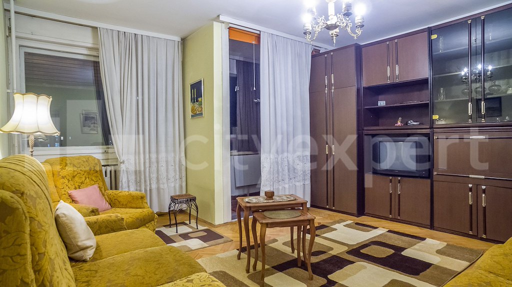 Stan za izdavanje BEZ PROVIZIJE: Jednoiposoban, 40m², Petrarkina, Zvezdara - 370€