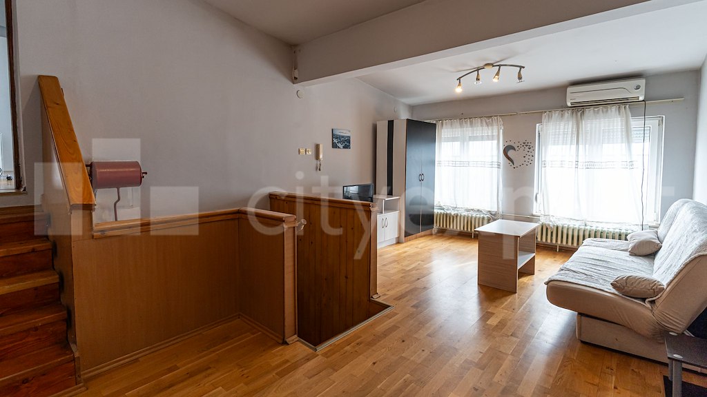 Stan za izdavanje BEZ PROVIZIJE: Dvoiposoban, 65m², Žorža Klemansoa, Stari grad - 700€