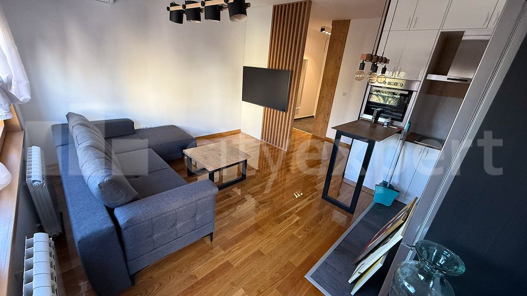 Stan za izdavanje BEZ PROVIZIJE: Dvosoban, 55m², Jadranska, Vračar - 1100€