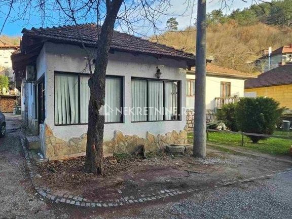 Prodaje se LOKAL 33 m² ,ul. Aranđelovačka, Prijepolje