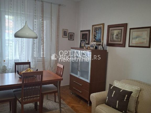 Zemun, Banjička, 98m2, 2.23 ari ID#3167