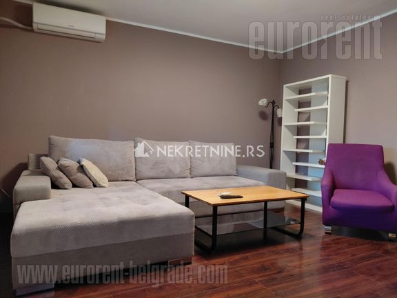 #50152, Izdavanje, Stan, BLOK 21, 750 EUR