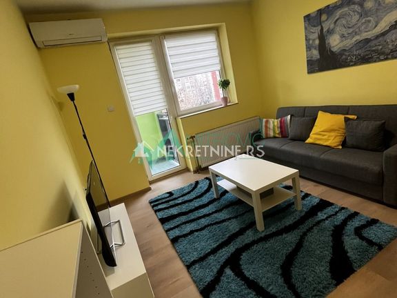 Stanovi,NOVI SAD,ROTKVARIJA,kv: 42.00, € 350, ID: 9101916