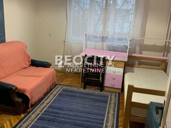 Novi Sad, Grbavica, Puskinova , 2.0, 45m2, 300EUR