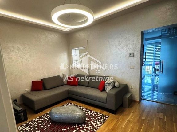 Zvezdara, Vukov spomenik, 3.5 stan, 68m2, 900 EUR