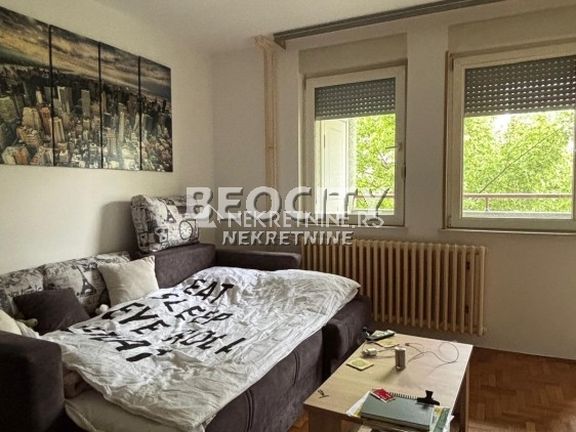 Novi Sad, Centar, Vojvode Šupljikca, 0.5, 30m2, 280EUR