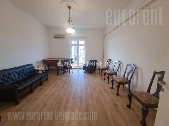 #38534, Izdavanje, Stan, KNEZ MIHAILOVA, 1500 EUR