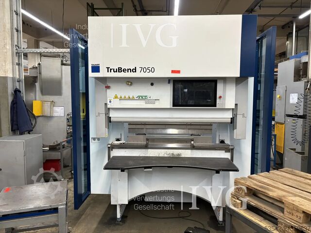 Abkant presa
TRUMPF TruBend 7050/B28