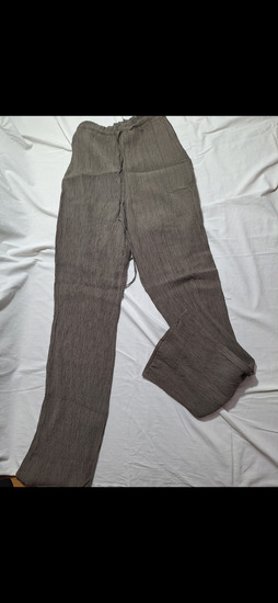 Zara pantalone