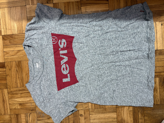 Levis nova majica