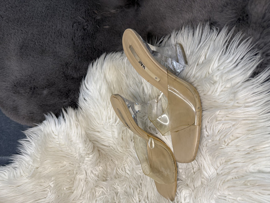 Vinil Zara papice vel 39