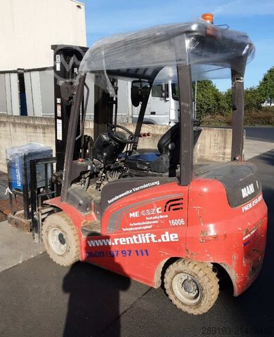 Terenski viljuškar
Manitou ME 425 C 2,5 t Elektro