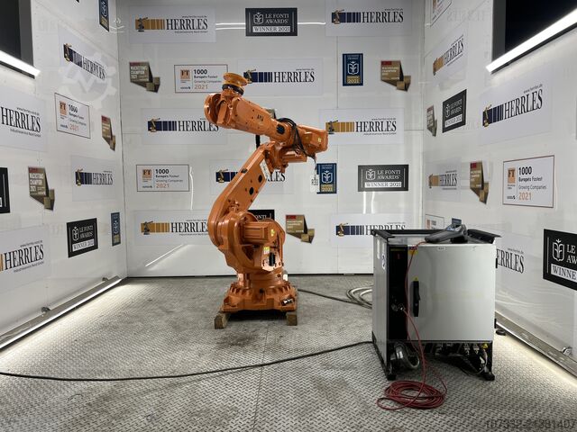 Industrijski robot
ABB IRB 6700-205/2.80