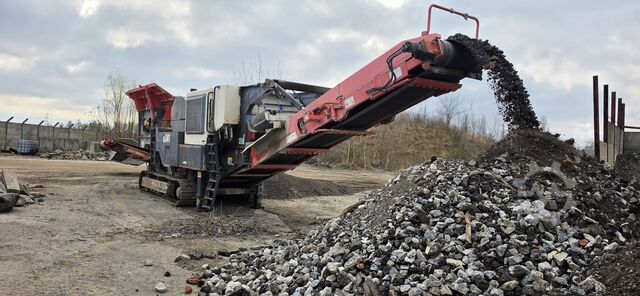 Mobilna čeljusna drobilica na gusenicama
Sandvik QJ341 jaw crusher