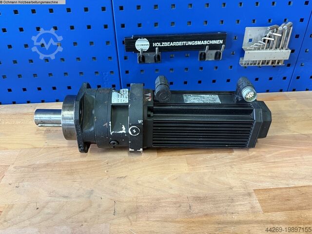 Motor
Lenze MDSKSRS056-33