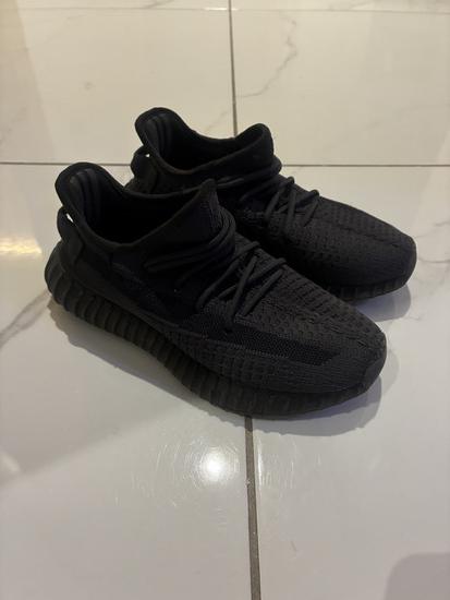 Yeezy original patike br.36%