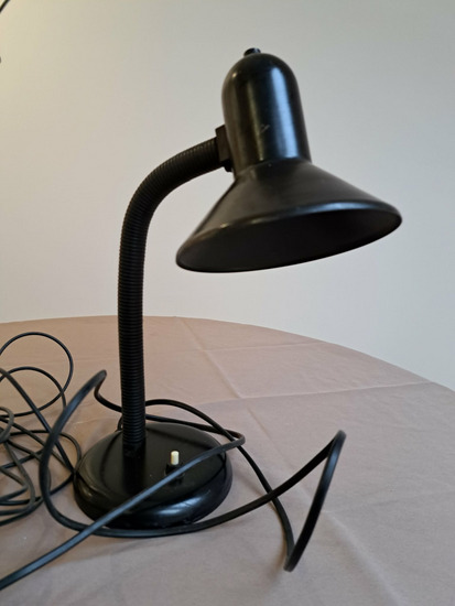 lampa stona, crna