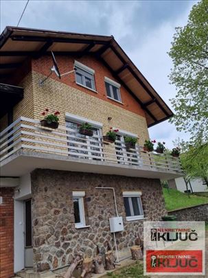 Rakovac, Kuća 154 m2 na placu od 16 ari