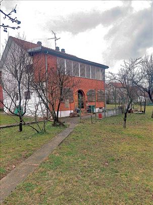 Meljak, kod Momčila, 164m² + potkrovlje