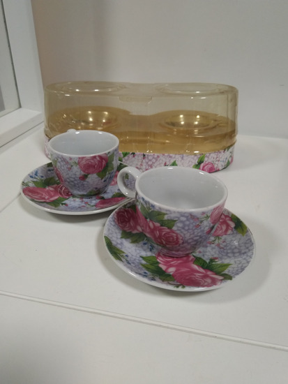 NOVE 2 Soljice sa Tacnama,Porcelan%%%