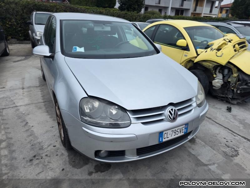 Volkswagen Golf 5 Kompletan Auto U Delovima