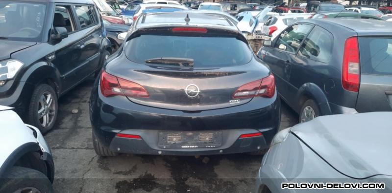 Opel Astra J GTC Kompletan Auto U Delovima