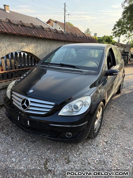 Mercedes B 180 2.0cdi Kompletan Auto U Delovima