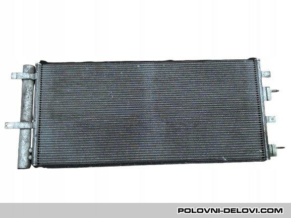 Ford Mondeo HLADNJAK Motor I Delovi Motora